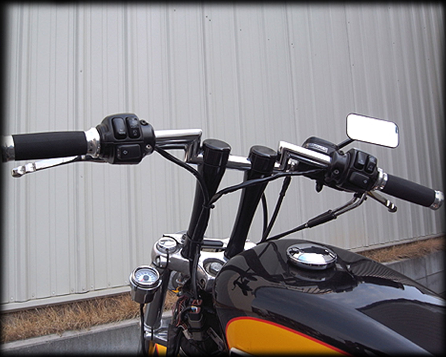 006747 - ヘコミ有り 2in ナローZバーハンドル クローム - ハーレー用パーツ カスタムパーツの通信販売 ネオファクトリー ...